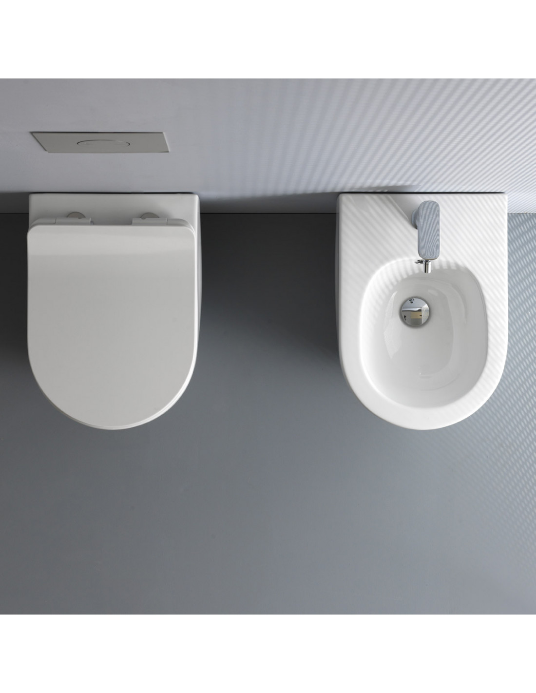 Vendita sanitari: Sanitari bagno a terra Axa modello Glomp